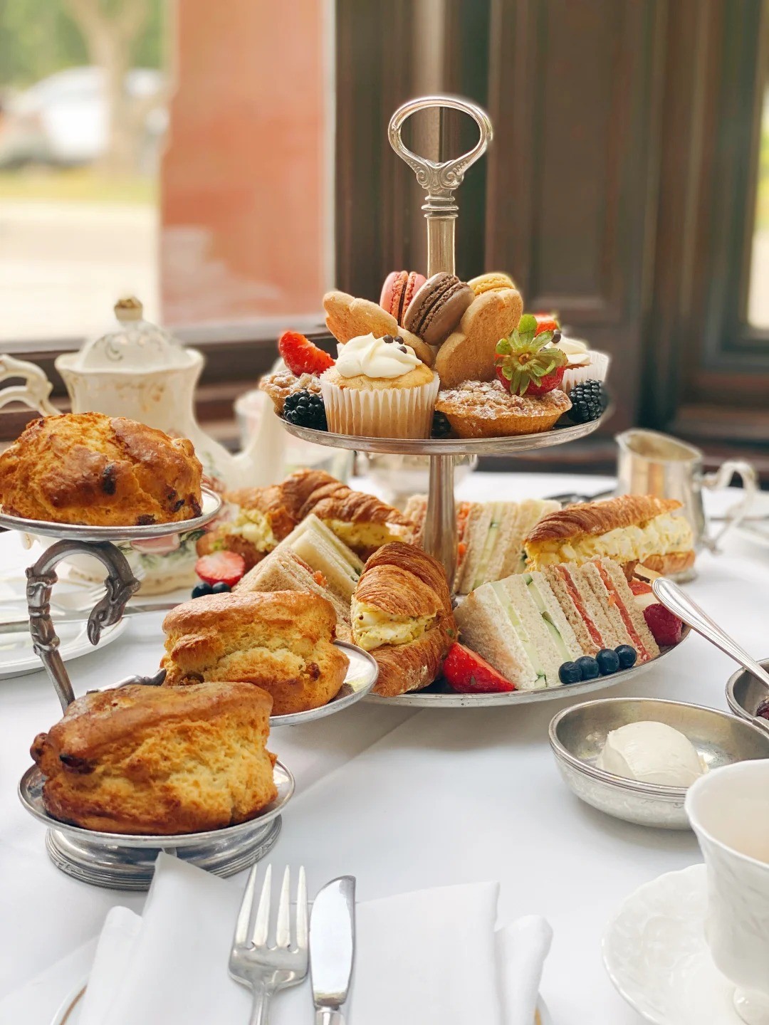 Vintage British Afternoon Tea in Niagara Falls Town by Sophia Jones ...